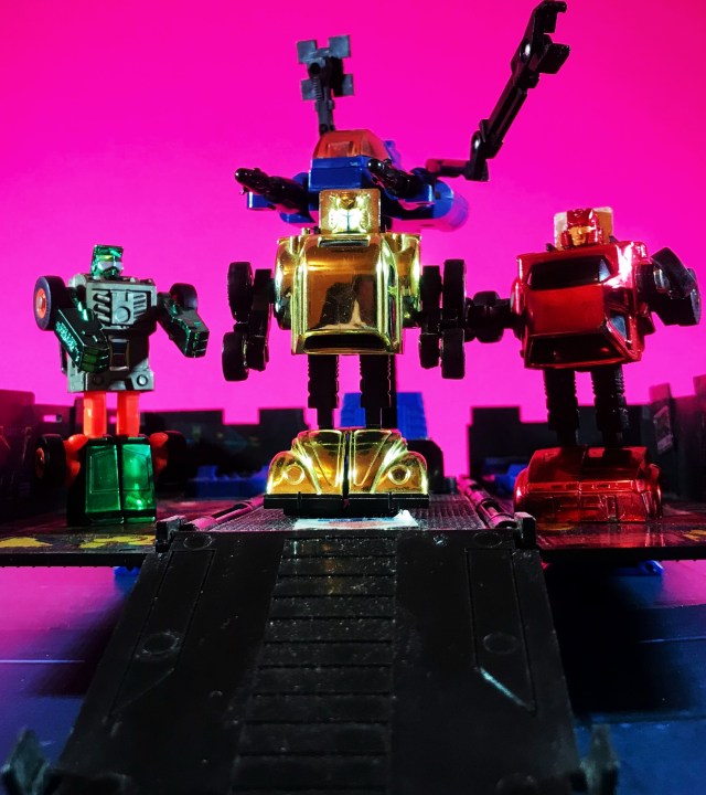 1993 Transformers Generation 2 Minibots Review – The Dragon Fortress