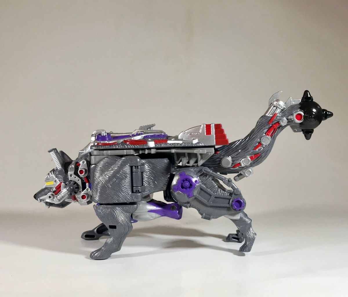 1998 Transformers Beast Wars II Max-B Review – The Dragon Fortress